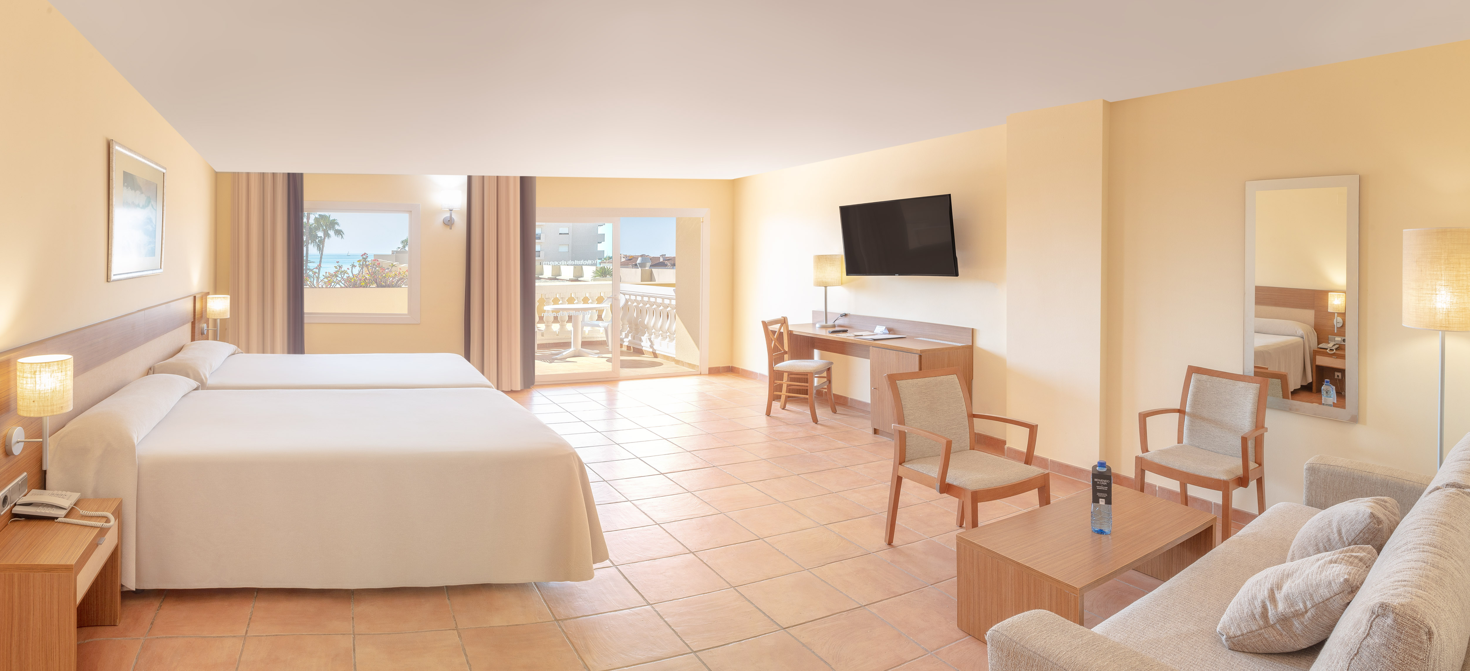 Habitación loft con terraza en Peñíscola | Hotel RH Casablanca | Hoteles RH